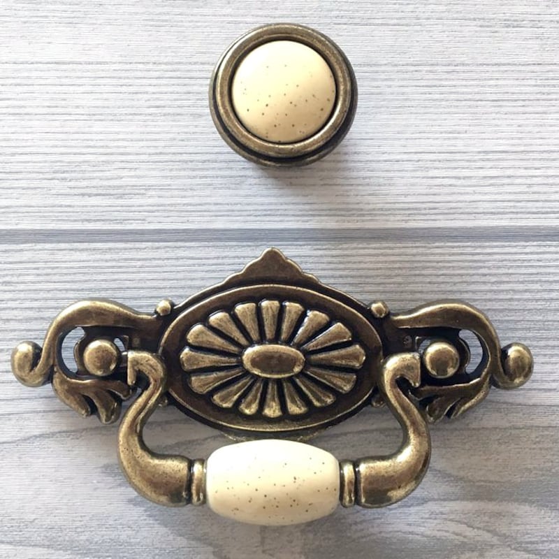 Old Fashioned Door Knobs - Etsy