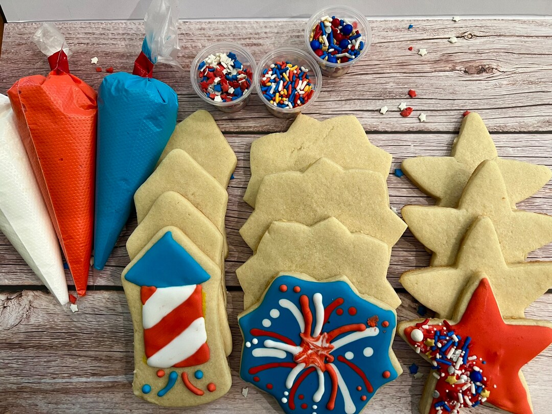 4th of July DIY Cookie Decorating Kit With Undecorated Cookies, Icing ...