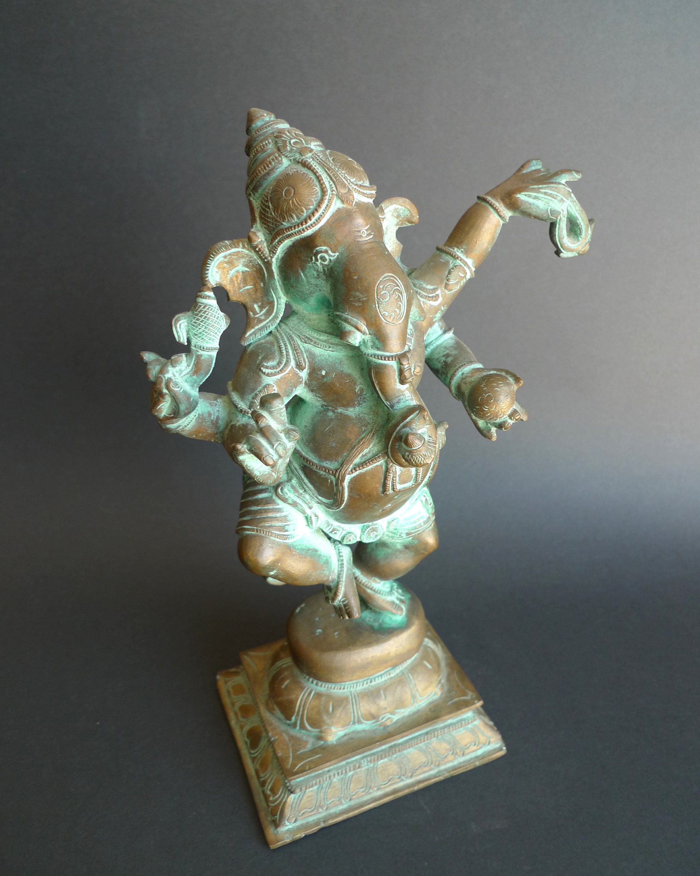 Ganesh Bronze Statue | Chola Style Ganesh | Hindu God | Vinayaka Statue ...