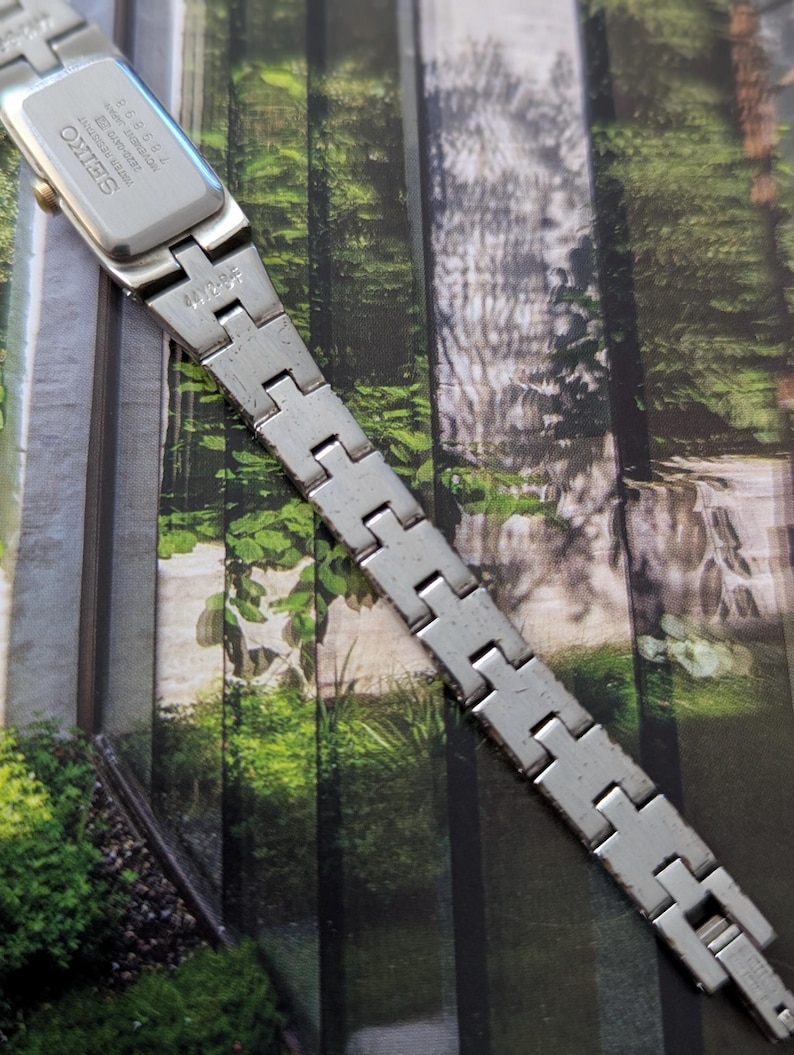 Vintage SEIKO Two Tone Tank Quartz Watch With Rectangle Bezel, White ...