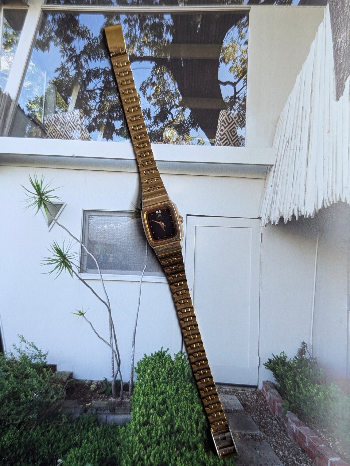 Vintage SEIKO Small Tank Quartz Watch With Original Band Diamond Detail ...