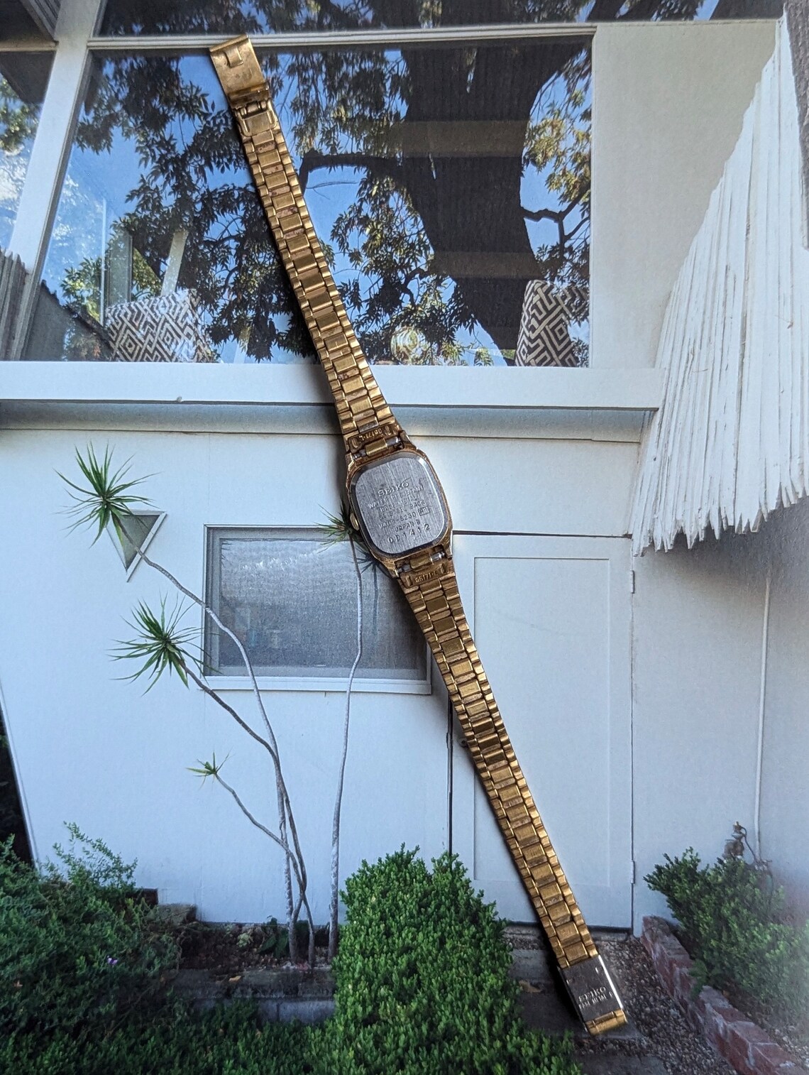 Vintage SEIKO Small Tank Quartz Watch With Original Band Diamond Detail ...