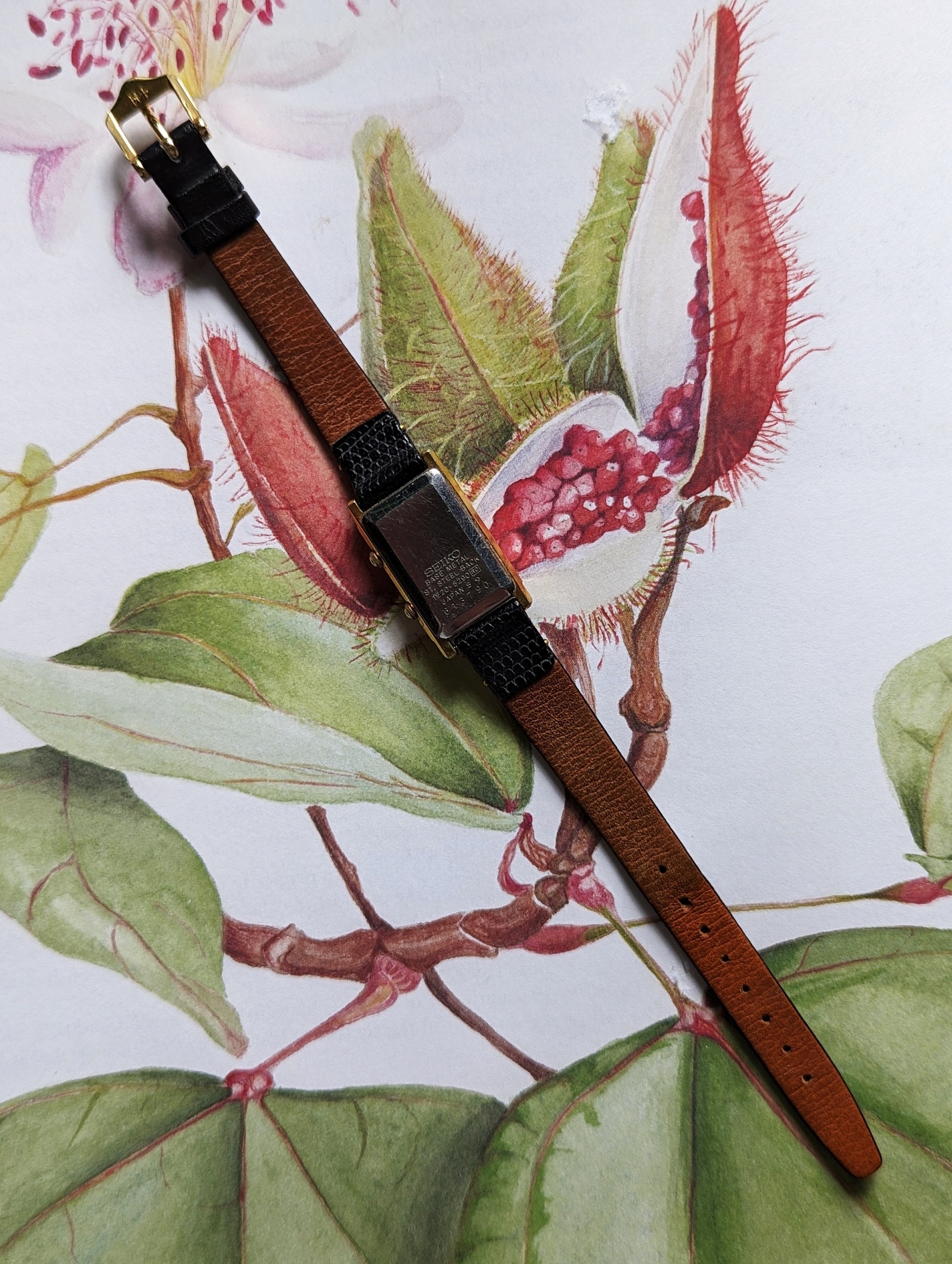 Vintage SEIKO Dual Time Gold Dial Quartz Watch With Original Black and ...