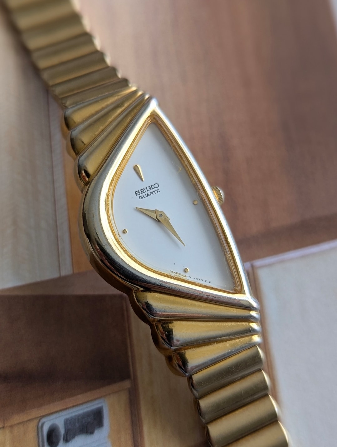 Vintage SEIKO Half Moon Wrist Watch Gold Tone Japan Quartz Movement White Dial With New Battery ...