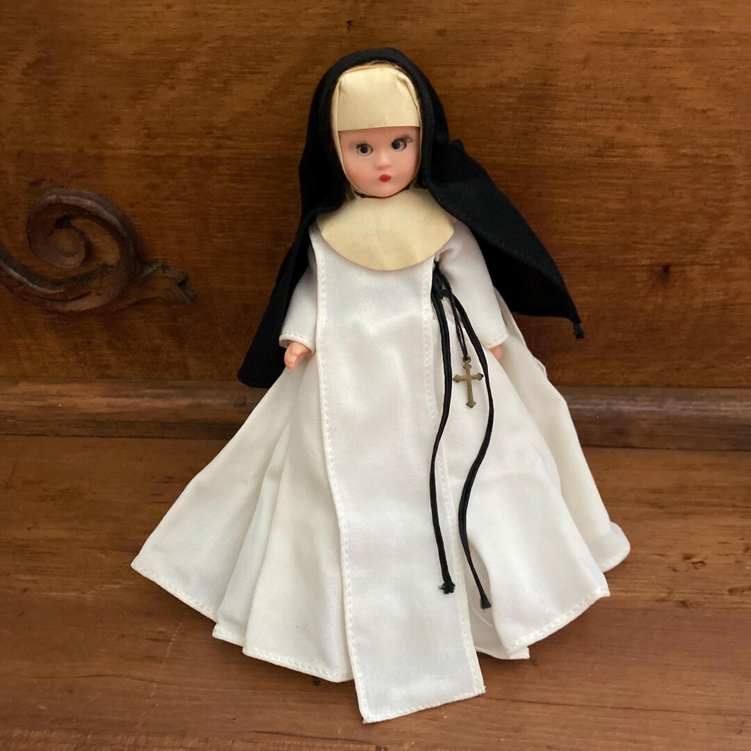Nancy Ann Storybook Nun Doll. Rare, White Habit. 1950s - Etsy