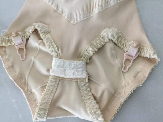 1960’s shapewear girdle, Promise by Poirette girdle 3… - Gem