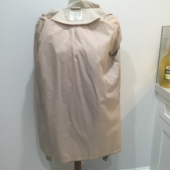 1970’s Beige Raincoat, MidCentury raincoat, Ladies 19… - Gem