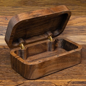 Artisan Handmade Walnut Box. High-end Keepsake Box. Handcrafted Wooden ...