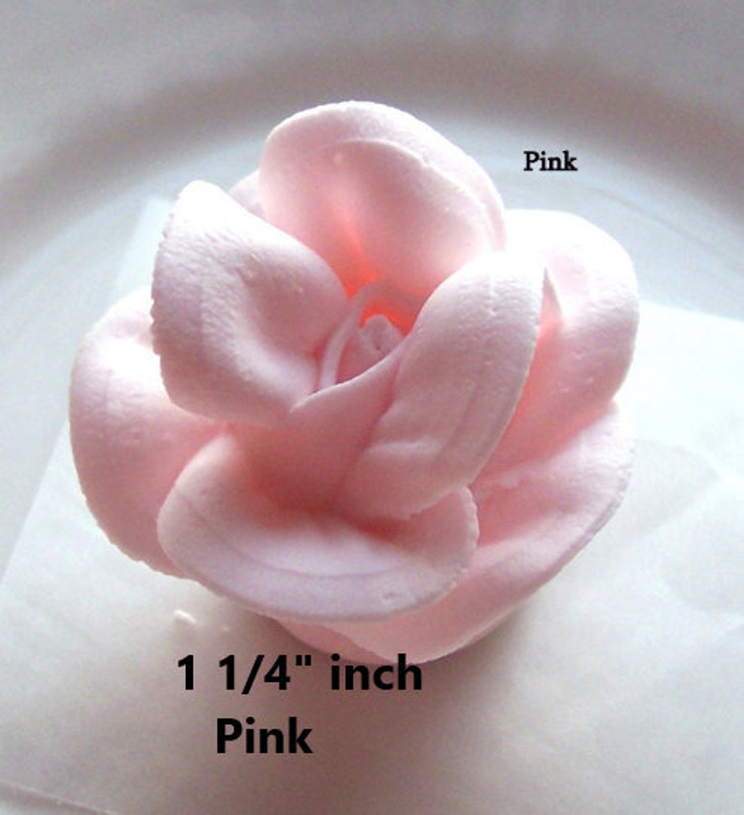10 - 1 1/4" Edible Rose, Edible Flower, Topper, Edible Decoration ...
