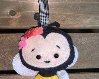 Bumble Bee Christmas Ornament in Black and Yellow Felt Holiday - Etsy