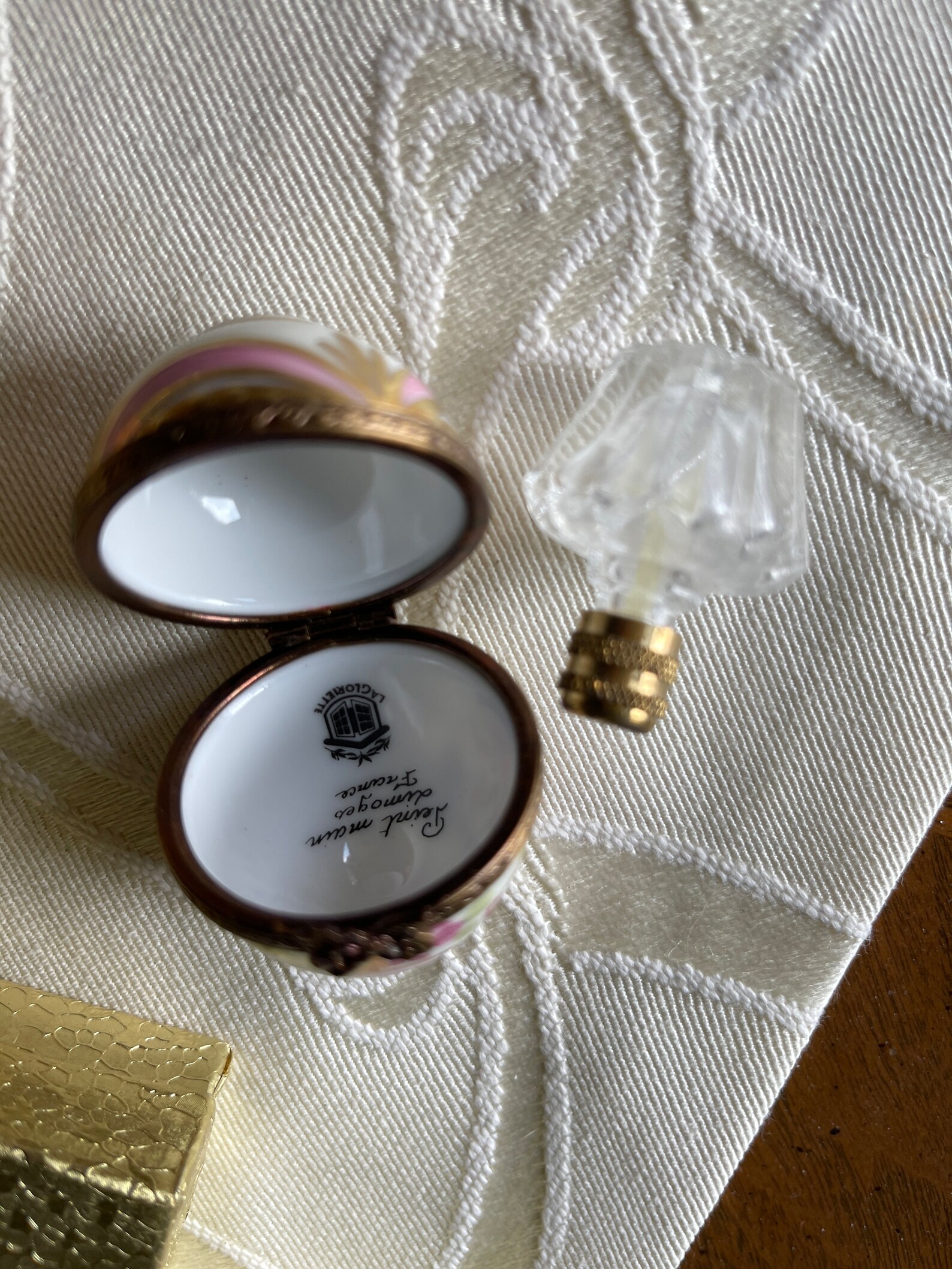Tiny Trinket Box. French Limoges. Surprise Inside. - Etsy