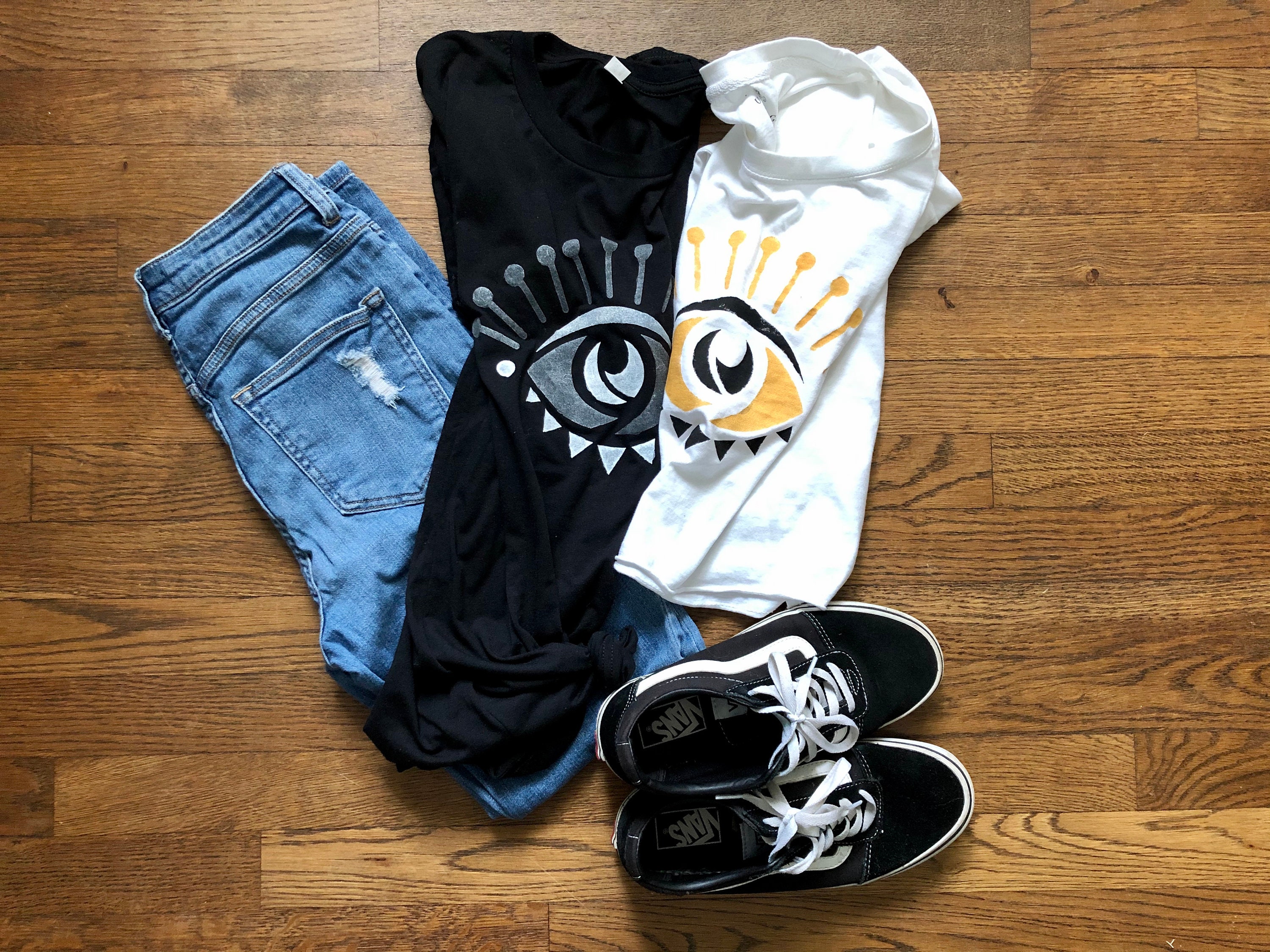 Evil Eye Tee - Vintage Style - Unisex - Etsy