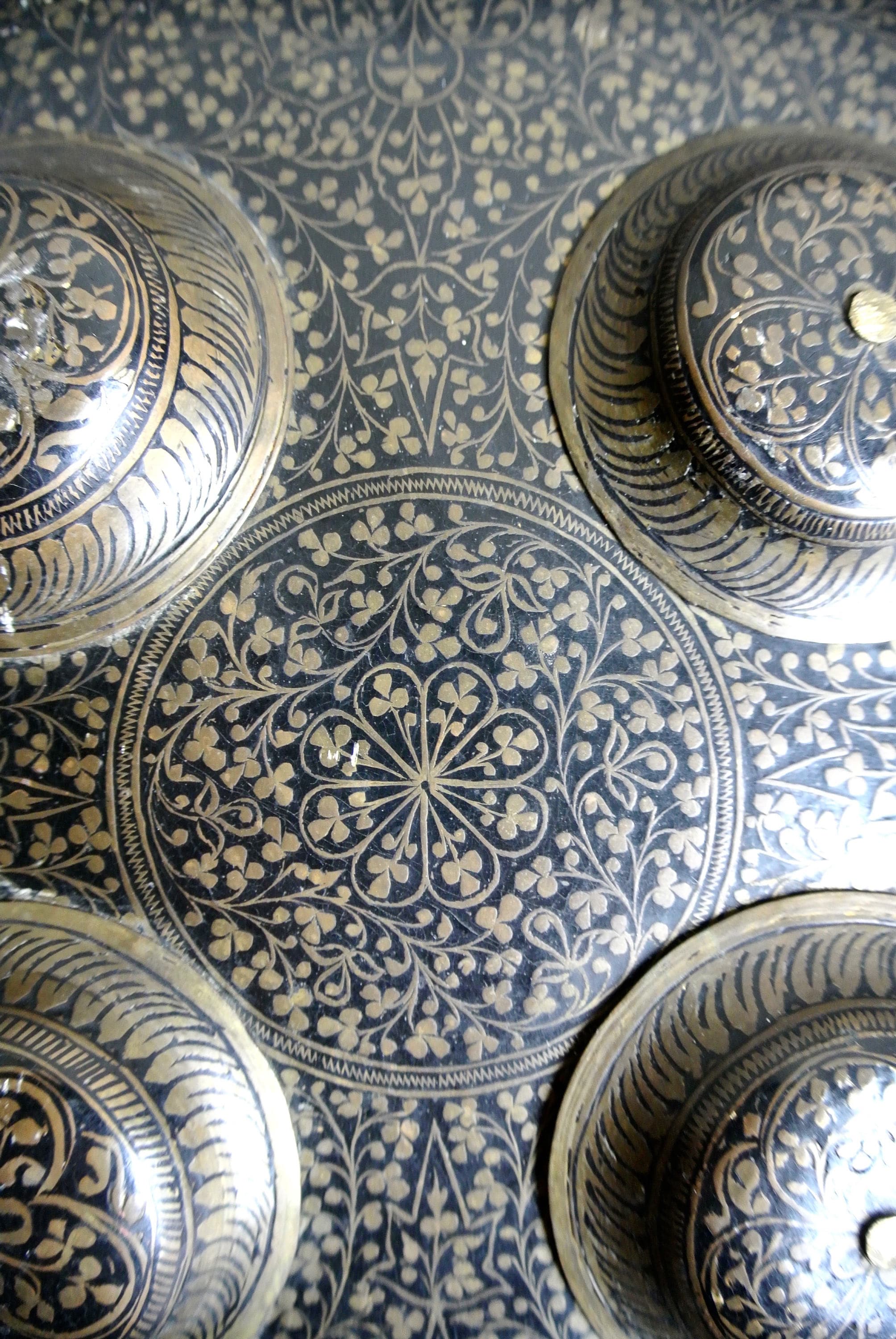 Stunning 19th Century Dhal Shield - 22" Dhal/sipar Persian Shield ...
