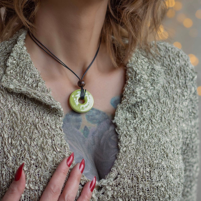 90s Pendant Necklaces - Etsy