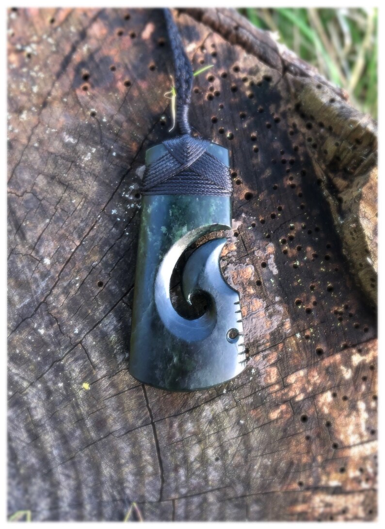 Pounamu greenstone nephrite jade maori toki fish hook | Etsy