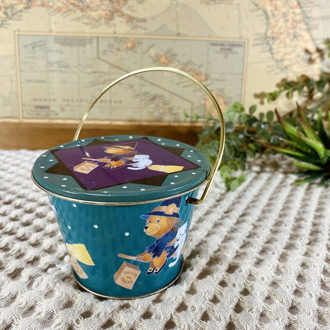 1988 Vintage Decorated Witch Tin - Etsy