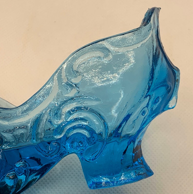 Vintage Sky Blue Glass Elf Shoe / Blue Glass Slipper / Vintage - Etsy