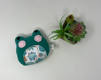 Green Tree Frog Plushie Cuddle Buddy Stuffed Animal Hoppin for Love or ...