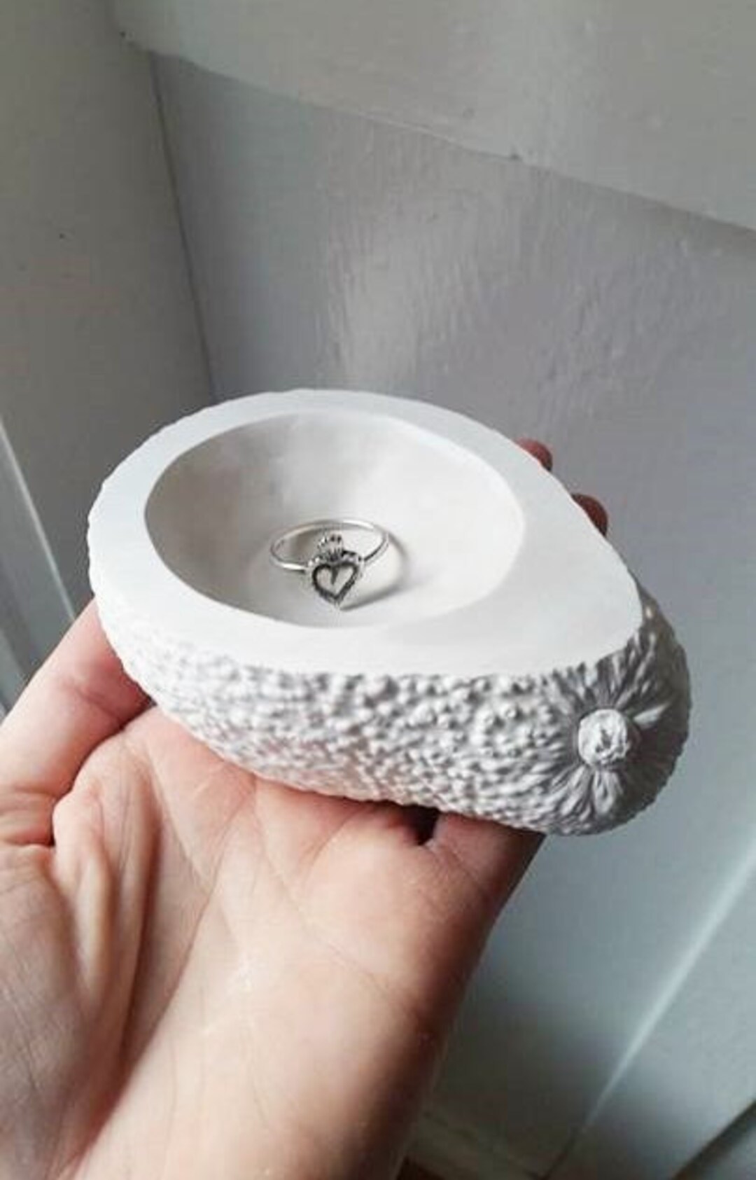 Avocado Ring Dish: Handmade Trinket Bowl, Vegan Gift, Stocking Stuffer ...