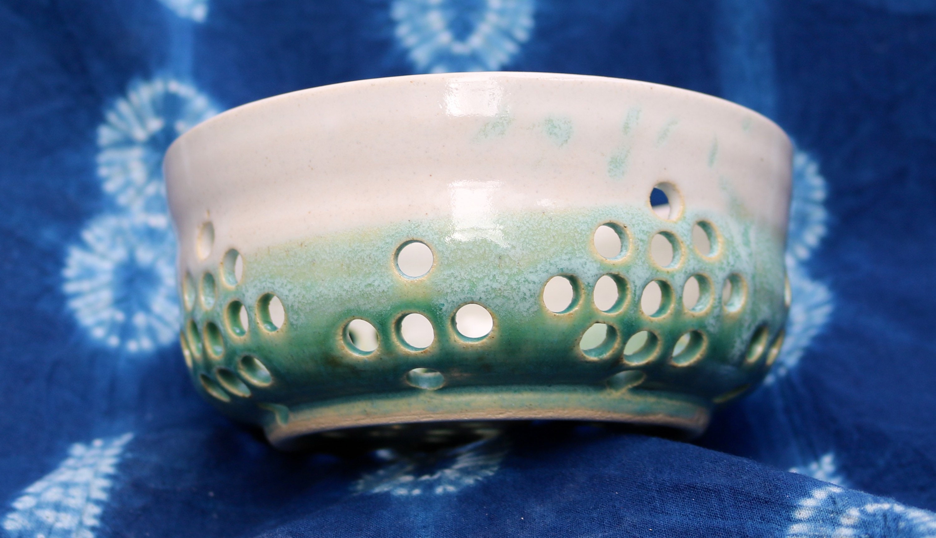 Small berry bowl ceramic colander 2 | Etsy