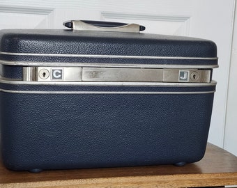 Vintage Green Train Case - Etsy