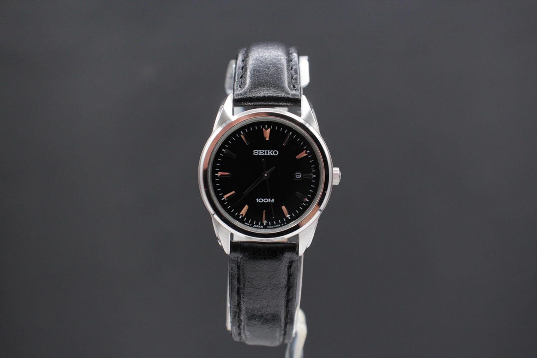 Vintage Ladies Seiko 7N82-OHFO WR100 Black Dial Date Quartz Watch New ...