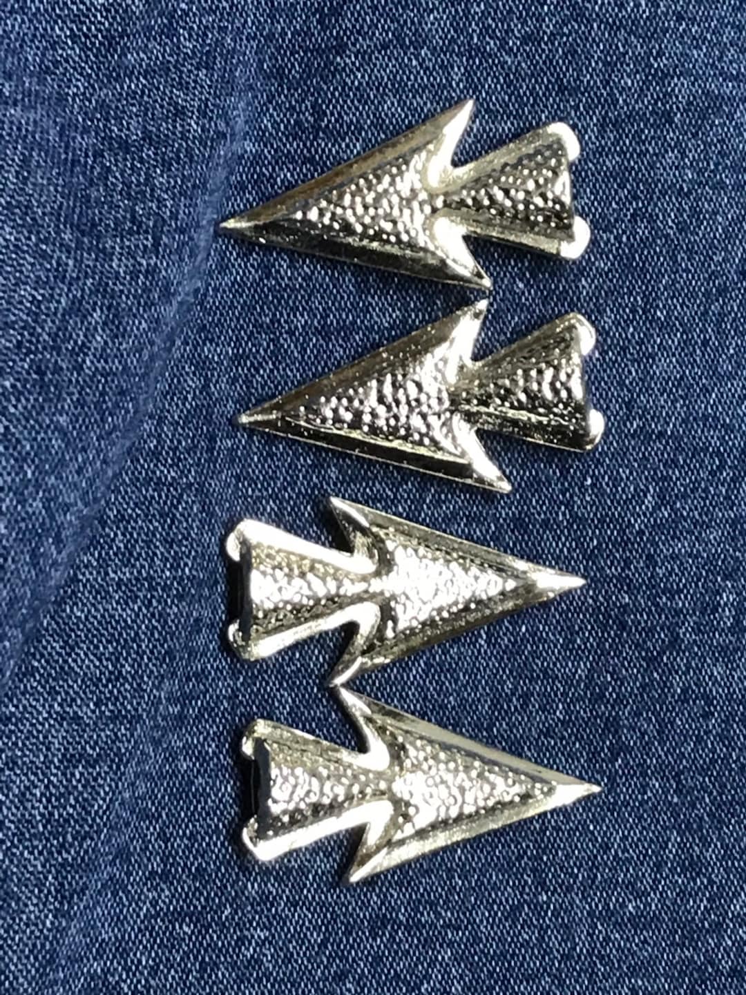 Set of 4 - Silver Arrowhead Bolo Tips - Etsy