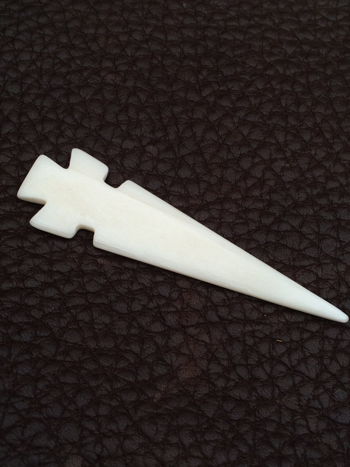 2 Carved Bone Arrowheads - Etsy