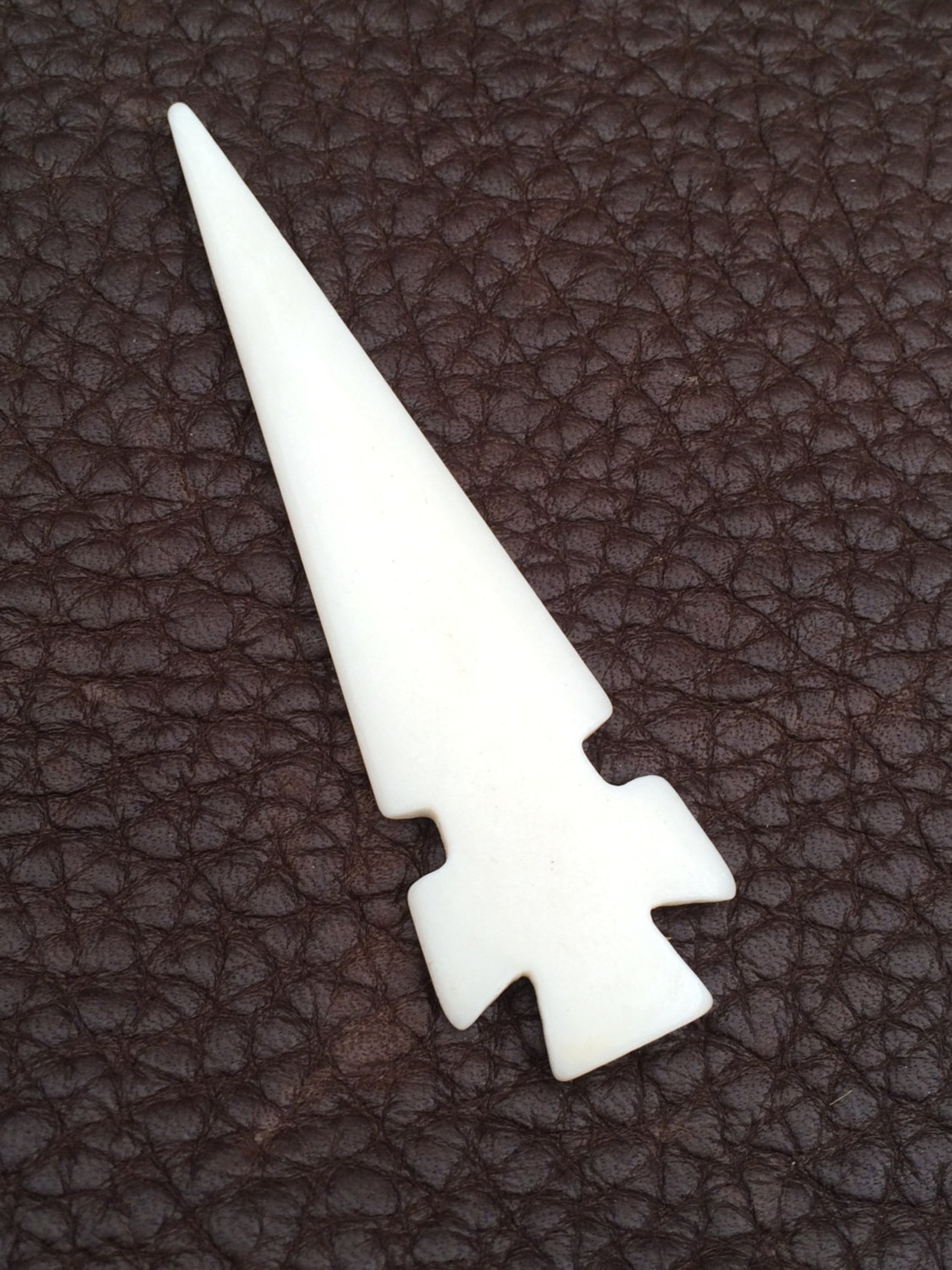 2 Carved Bone Arrowheads - Etsy