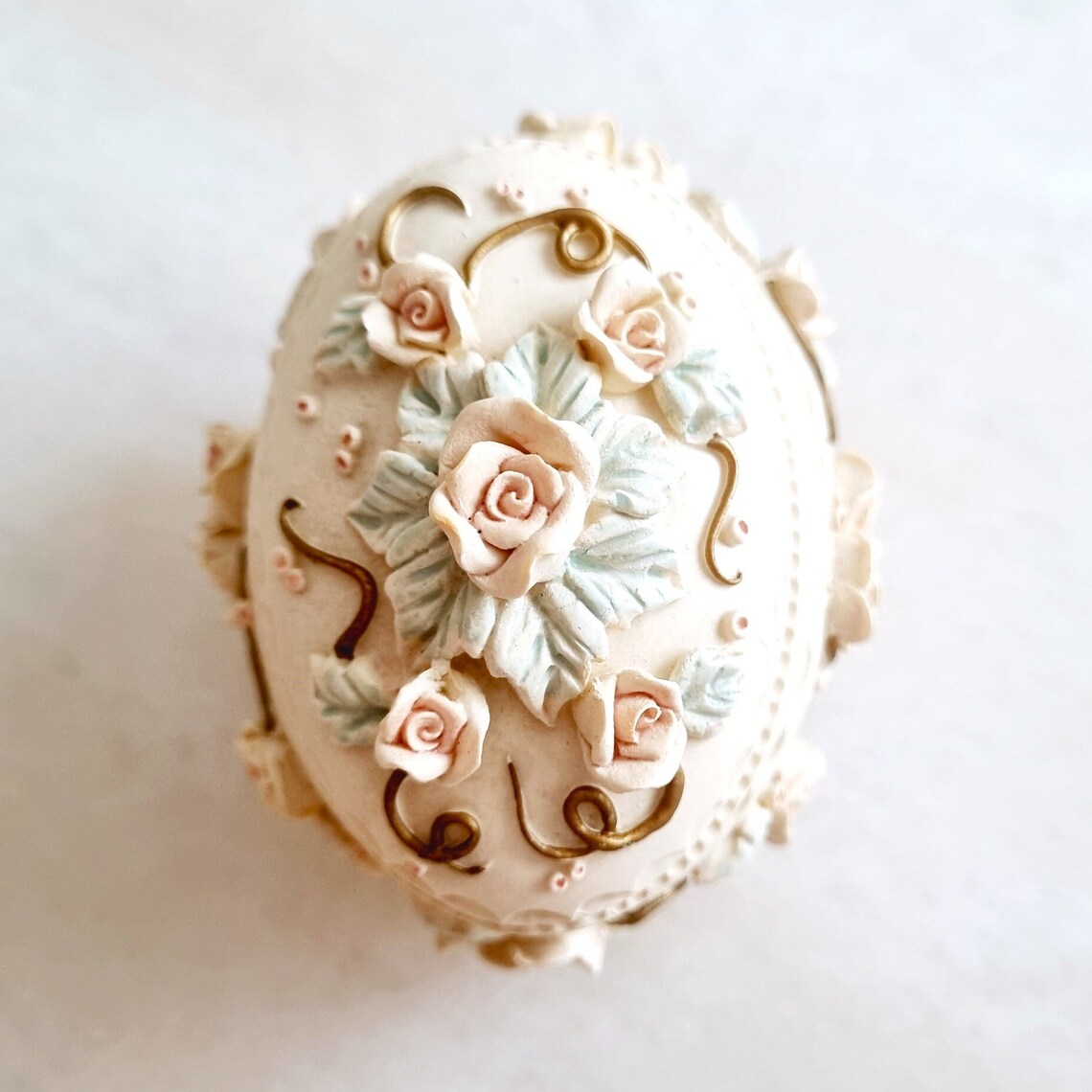 Vintage Rose Oval Shaped Box Hand Crafted Trinket Box With Lid Pill Box ...