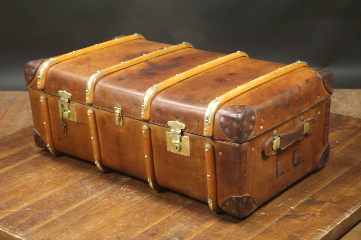 Curved Cabin Trunk in Natural Leather and Brass - Etsy