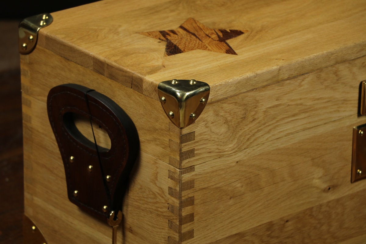 Oak Chest Mounted in a Straight Shank - Etsy