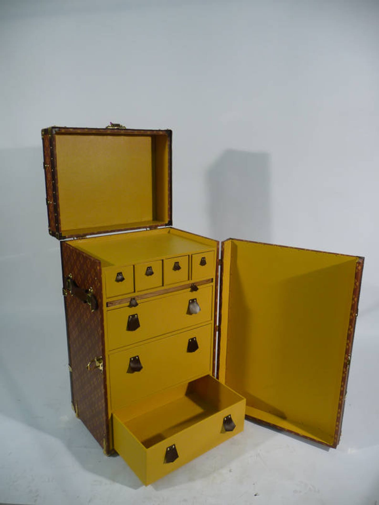R913 Secretary Travel - Etsy