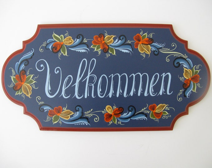 Norwegian Rosemaling on a Velkommen Sign - Etsy
