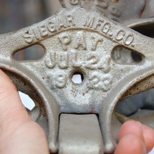 Cast Iron Snow Bird - Etsy