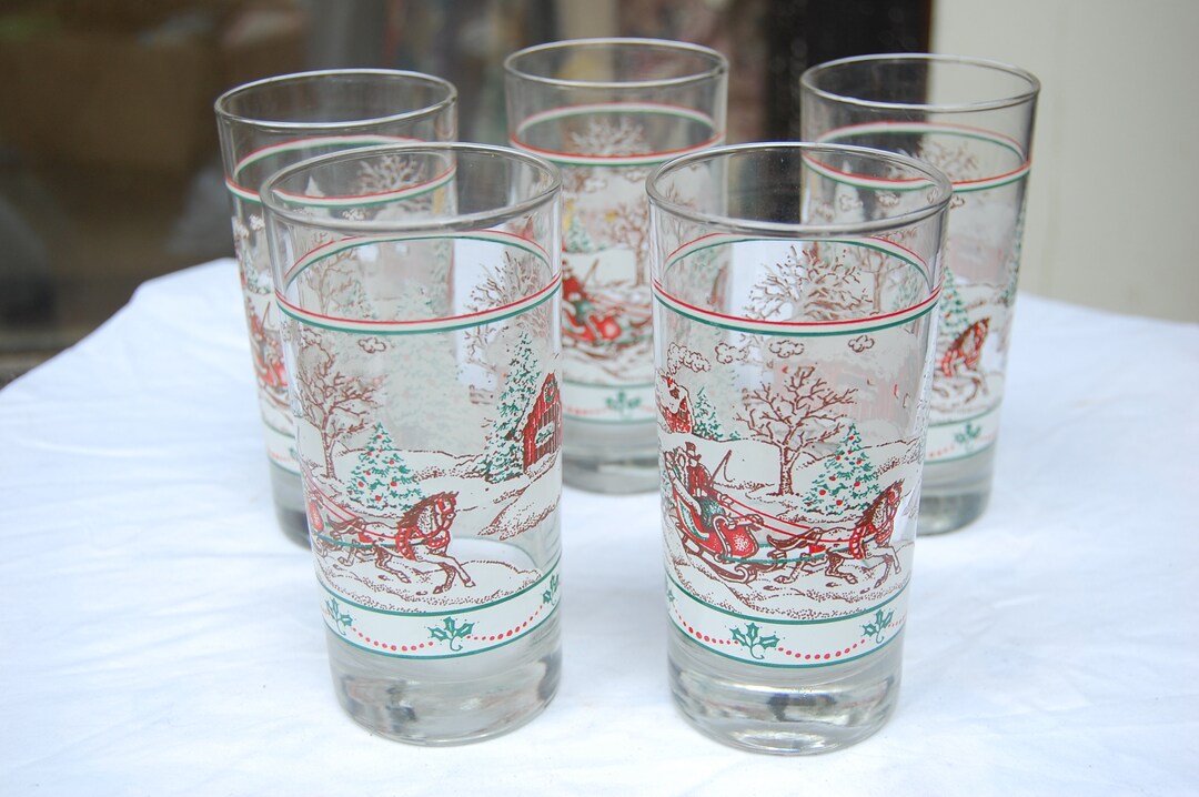 Vintage Winter Christmas Drinking Glasses Set of 5 Red Barn Country ...