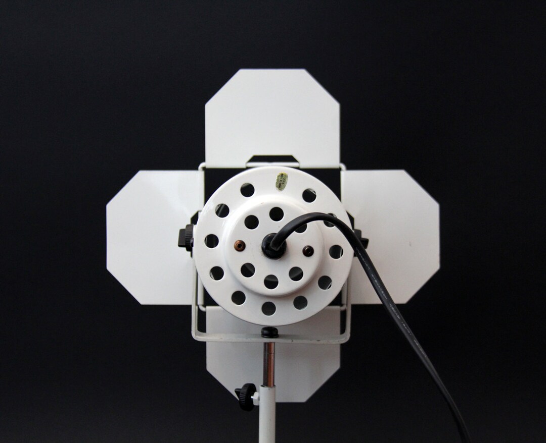 Vintage Lamp // Desktop Movie Theater Lamp // White Metal Film Desk ...