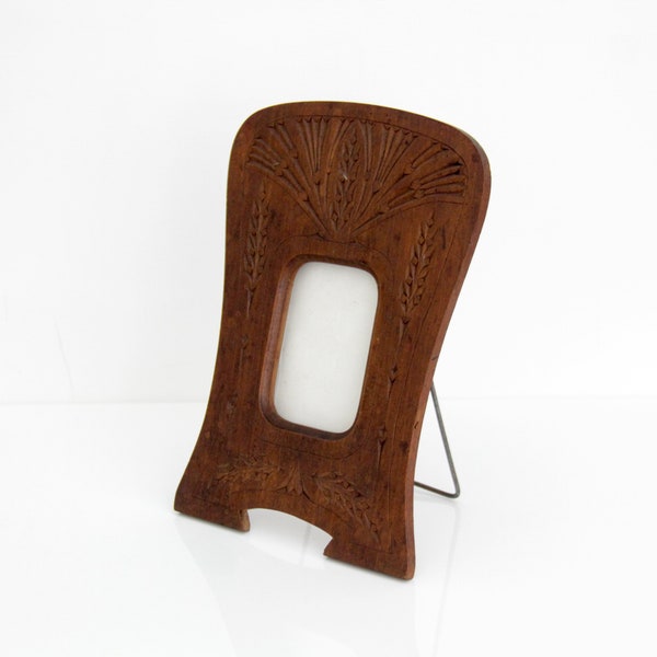 Carved Chip Picture Frame - Etsy