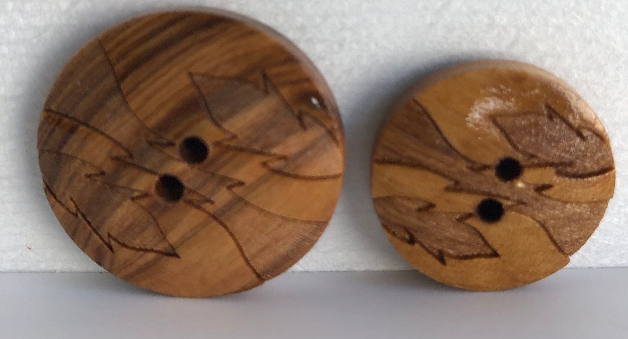 BUTTON Sets: Carved Wooden Buttons, 2 Sizes 7/8 and 1-1 1/8 Inch ...