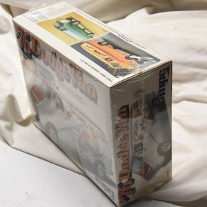 MPC Plastic Van Model Car Kit From 1975 - Still Sealed! Excellent Shape ...
