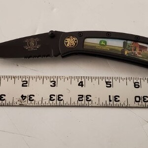 John Deere / Smith & Wesson Collectors Pocket Knife Featuring Artwork ...