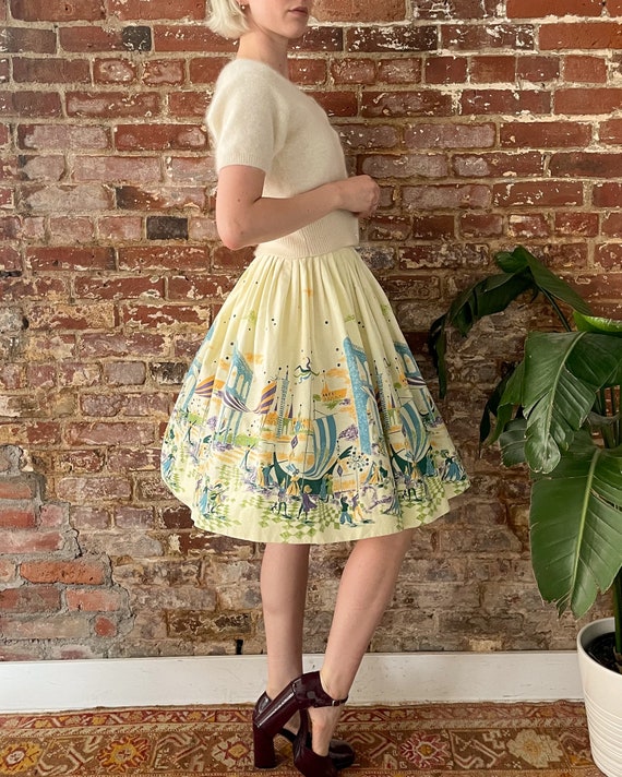 Vintage 1950s Medieval Scenic Border Novelty Print Ci… - Gem