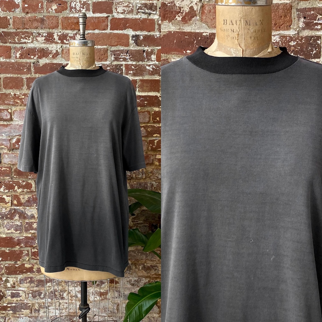 Vintage 1990s Beautifully Faded Black Blank T-shirt 90s Thrashed Blank ...