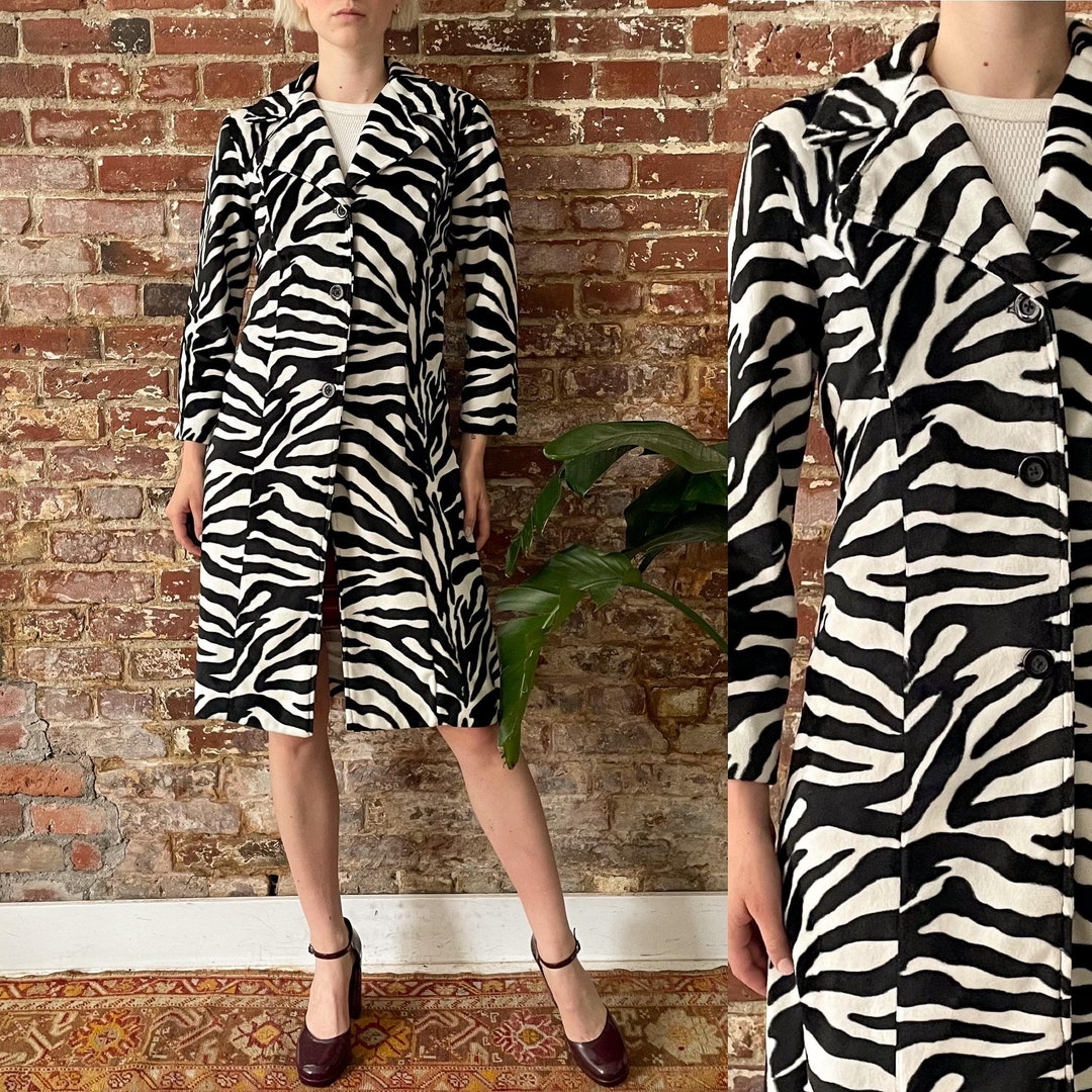 Vintage 1990s Le Chateau Faux Fur Zebra Print Jacket - Y2K Fuzzy Black ...