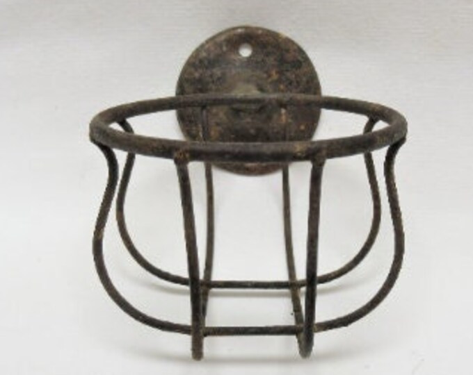 Vintage Rusty Wire Cup Holder, SHABBY Hanging Cup Rack, Primitive Wall ...