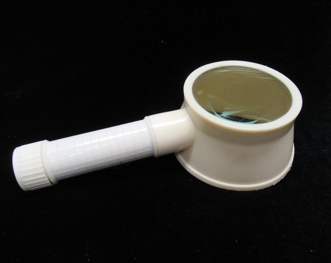Vintage Torch Reading Glass, Lighted Handheld Magnifier Made Hong Kong ...