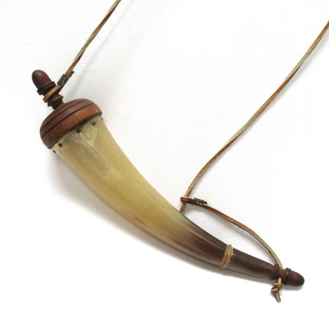 Vintage Powder Horn, Polished Cow Steer Horn W /turned Wood Stoppers ...