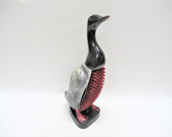 Vintage Swank bird Brush 1950s Molded Plastic Duck Clothes Brush ...