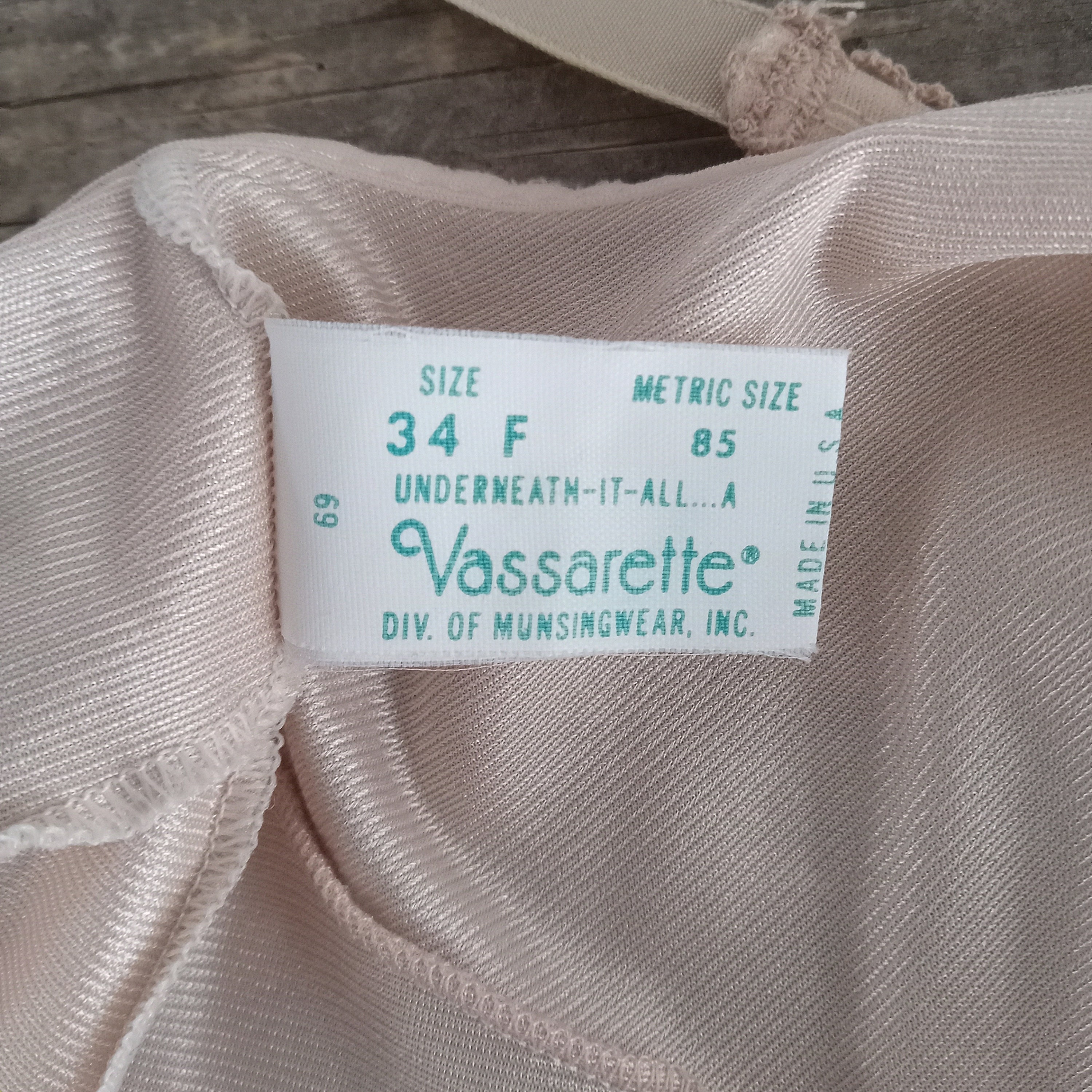 Vintage Vassarette Full Dress Slip Satinessence Lingerie Size 34 Nude ...