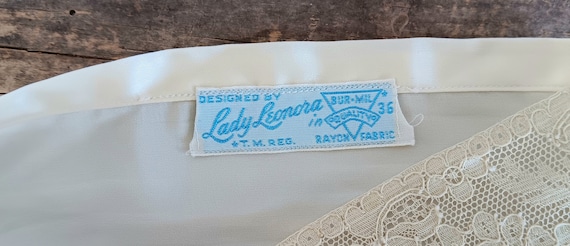 Vintage 40s Lady Leonora Long Ivory Nightgown Bur Mil… - Gem